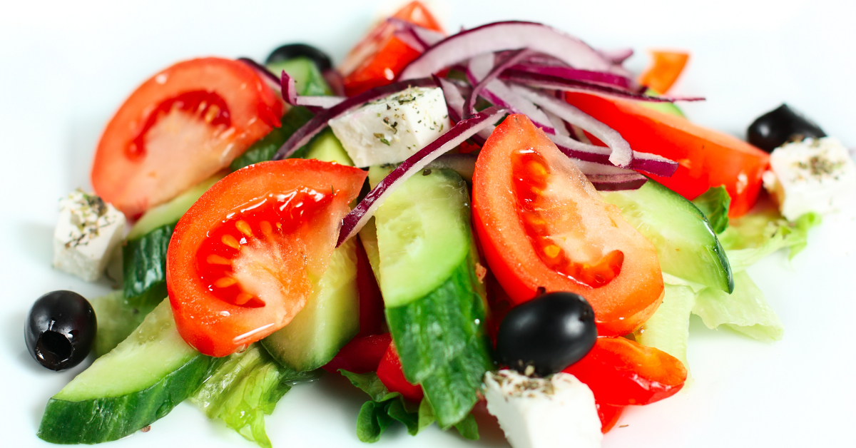 Σαλάτα με γλιστρίδα, ροβίτσα, ελιές και πιπεριές